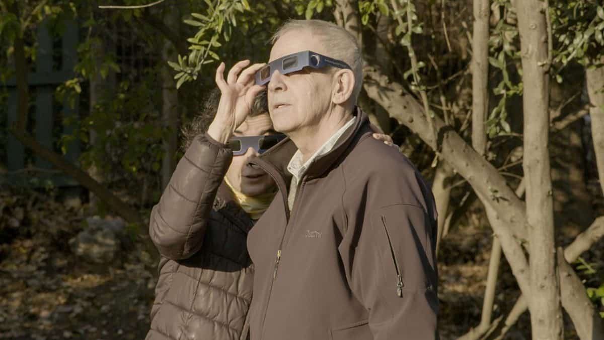 'The Eternal Memory’ Review - A Beautiful, Emotional Story About Love ...