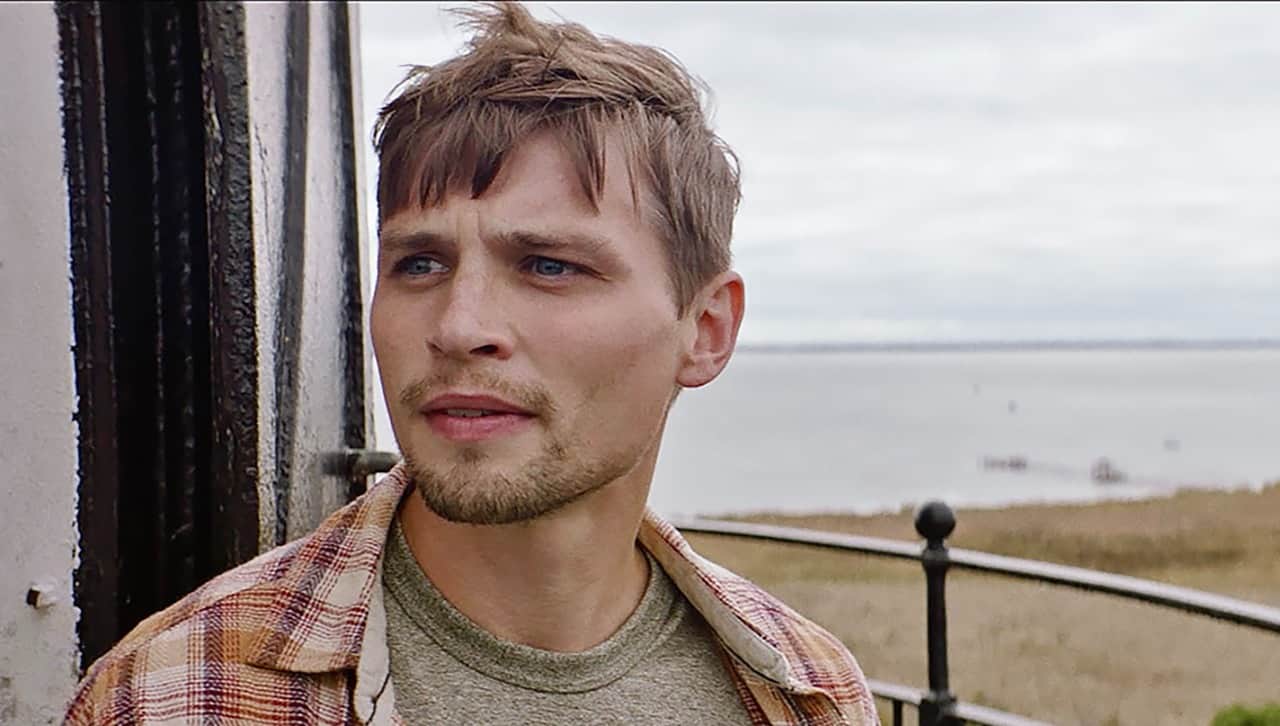 'Breakwater' Review - A Rousing Thriller Of Fling Meets Fraud