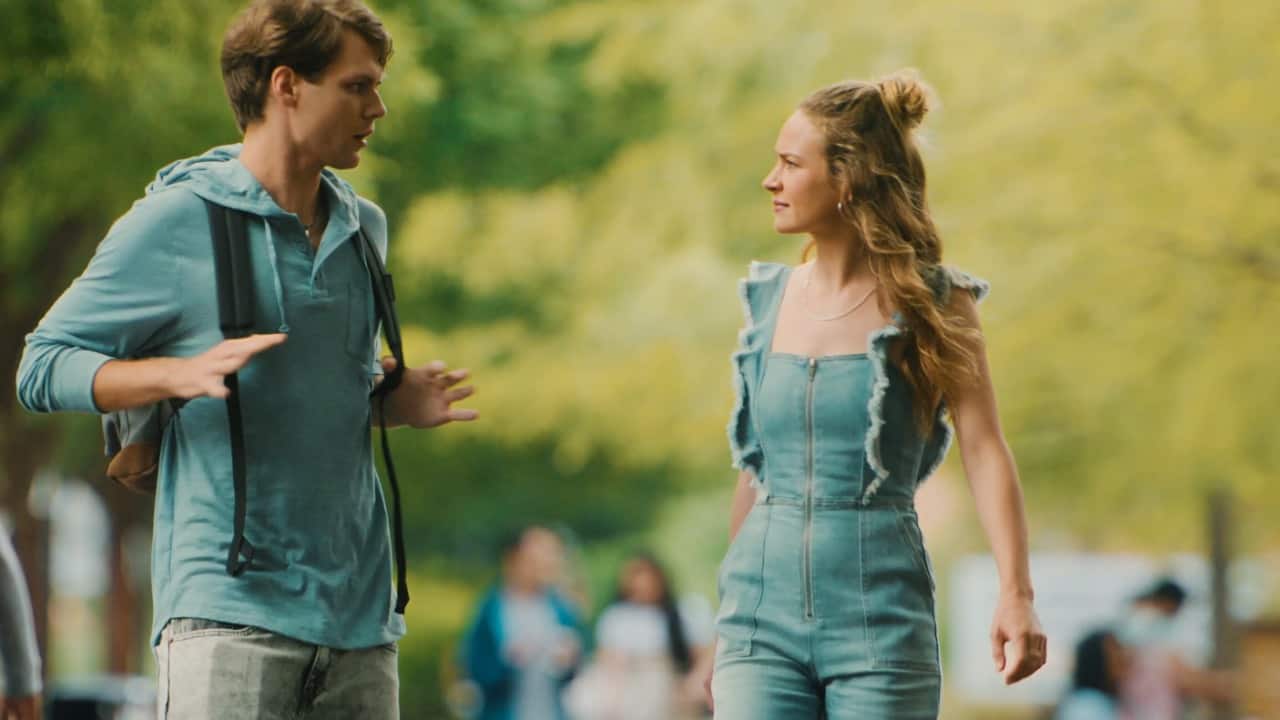 'The Re-Education Of Molly Singer' Review - A Breezy, Fun But ...