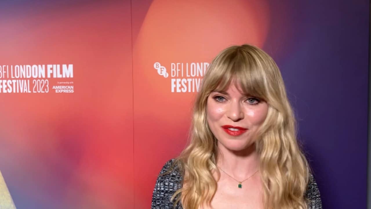 ‘Shoshana’ Red Carpet Interviews Reveal Casting Insights And Which ...