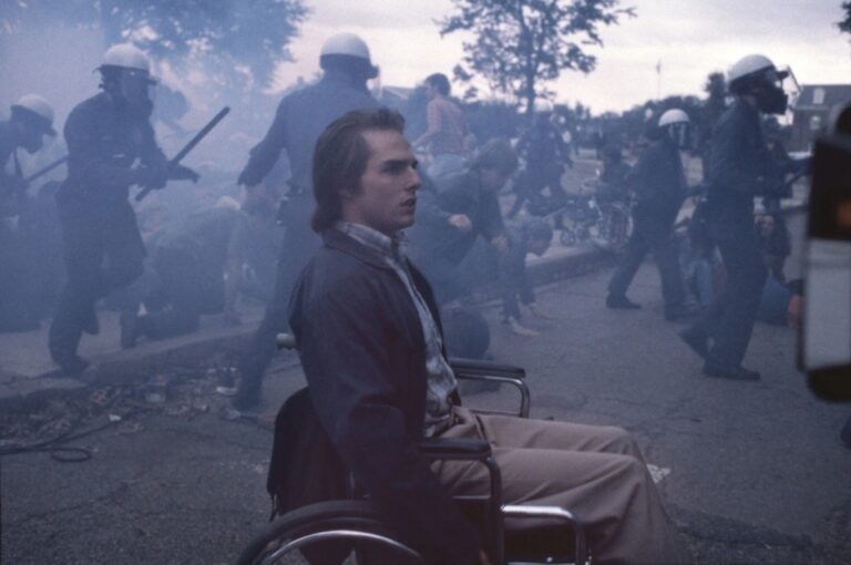 'Born On The Fourth Of July' 4K UHD Blu-Ray Review - Tom Cruise ...